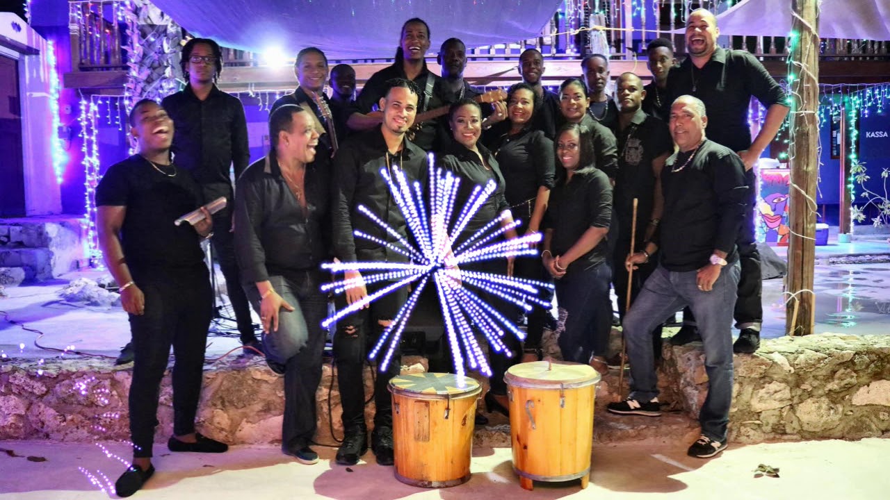 Enjoy The Vibrant Christmas Music Of Curaçao! | Kòrsou Ta Dushi - Bib'é ...